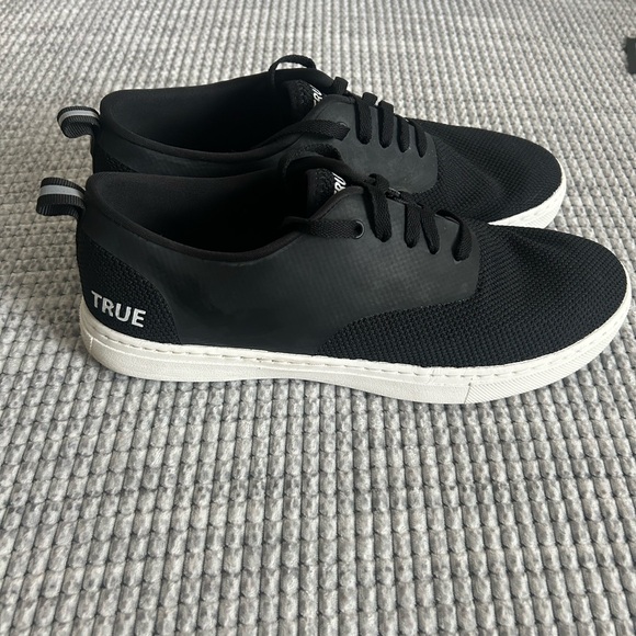 True Linkswear | Shoes | Nwt True Linkswear Mens Gray Spikeless Golf ...